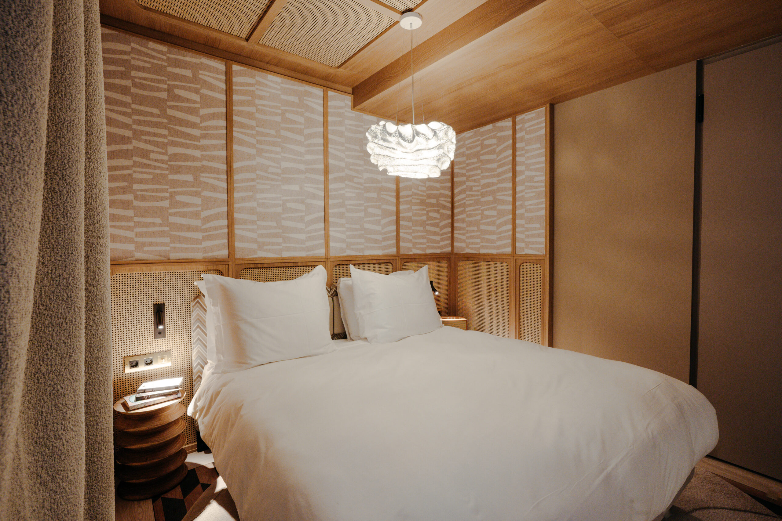 The Diamond Amsterdam | Luxury 4 Star Hotel City Centre